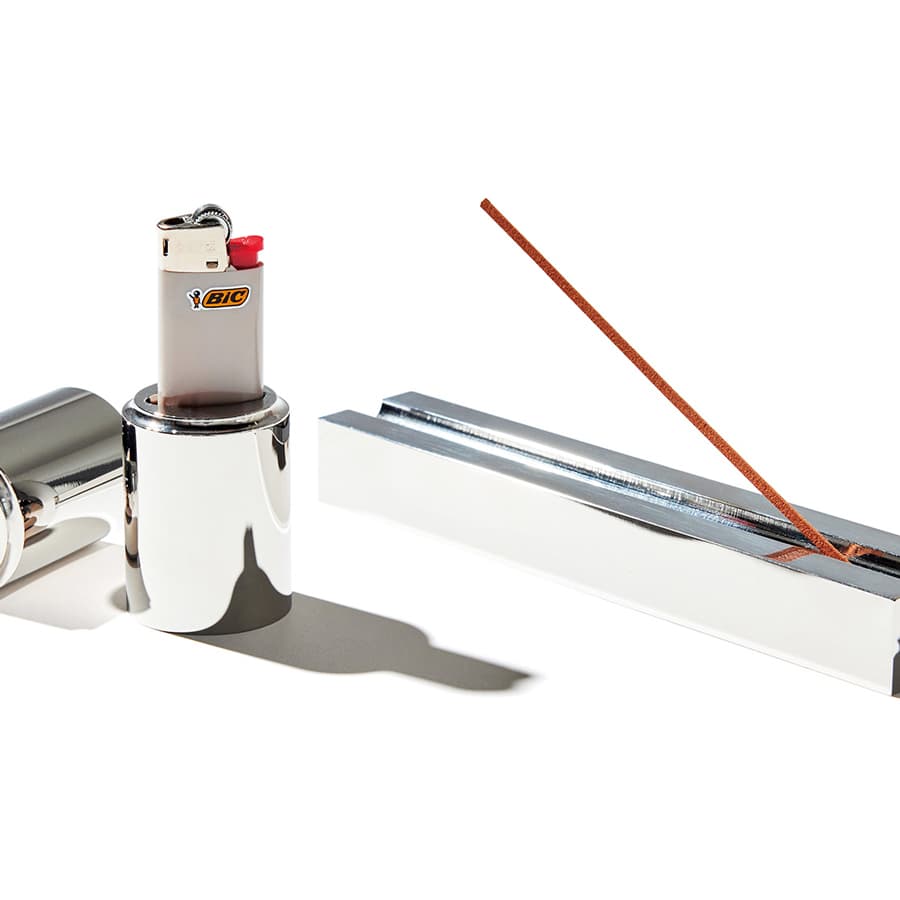 THE THINGS Supreme Box logo T-shirt | Silver Magazine