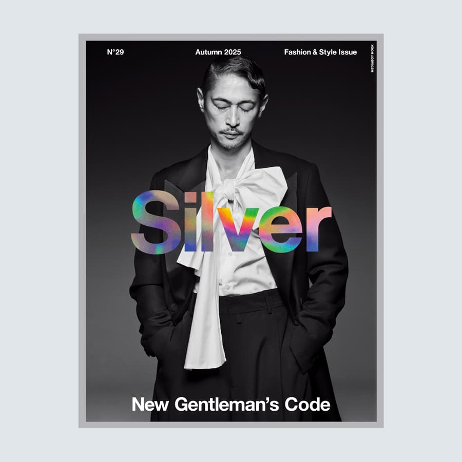 THE THINGS Supreme Box logo T-shirt | Silver Magazine