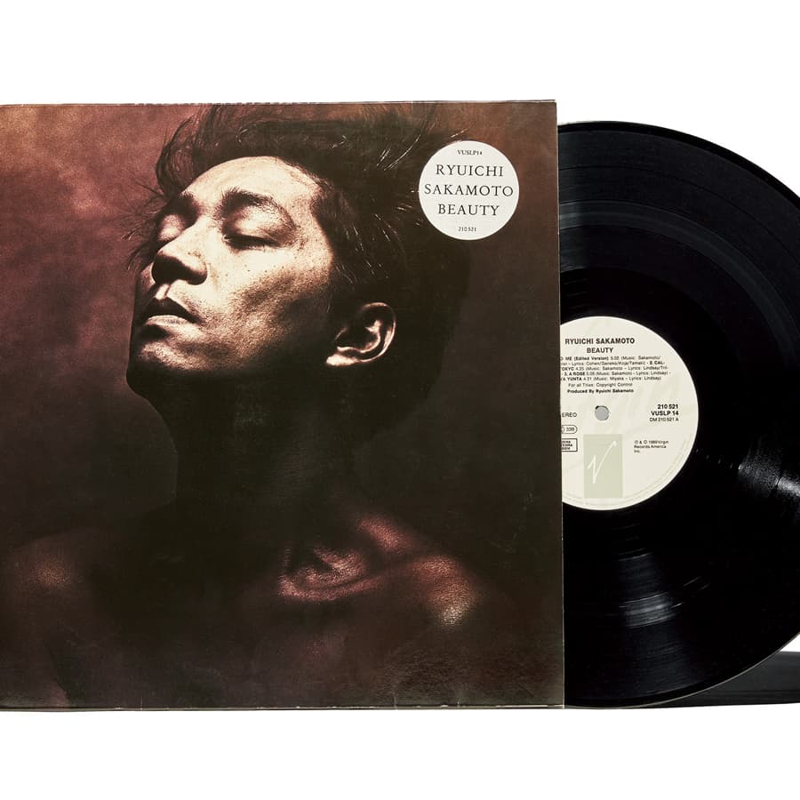 Silver Magazine - THOUSAND inc.が発行しているファッション、カルチャーメディア「Silver」の公式ウェブサイト ...